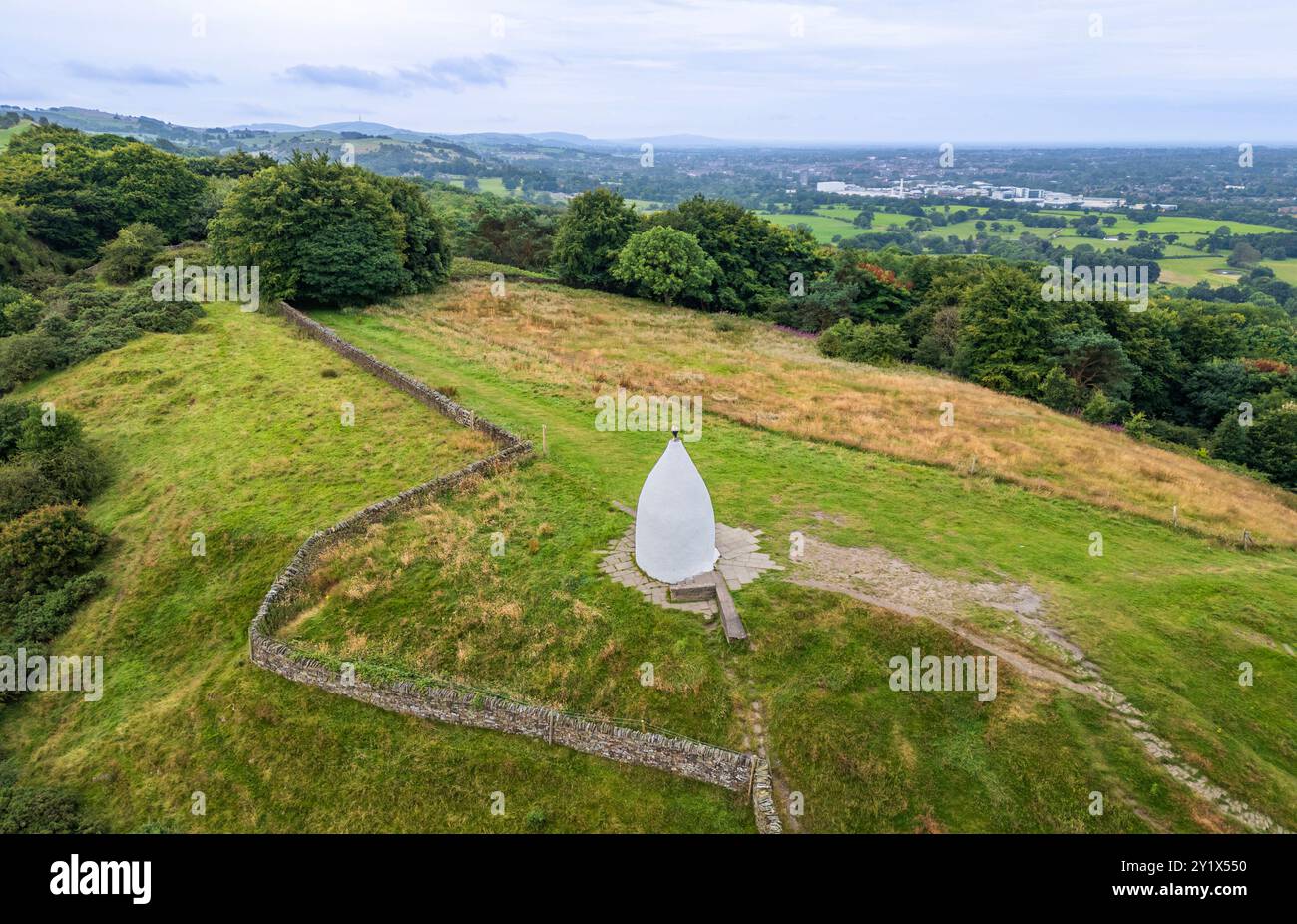 Drone footage of White Nancy monument Stock Photo - Alamy