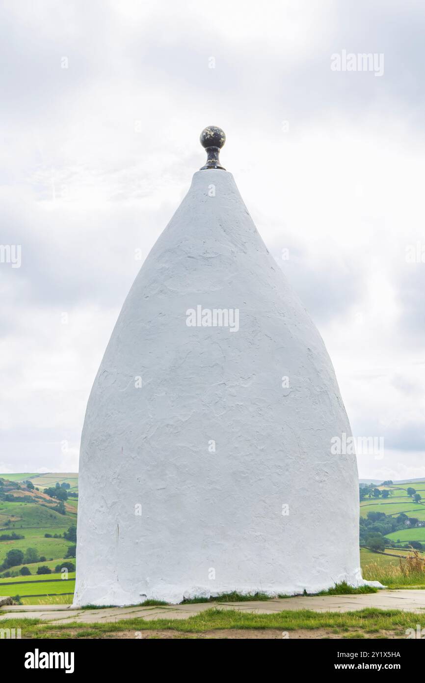 Hilltop view of iconic White Nancy monument Stock Photo - Alamy