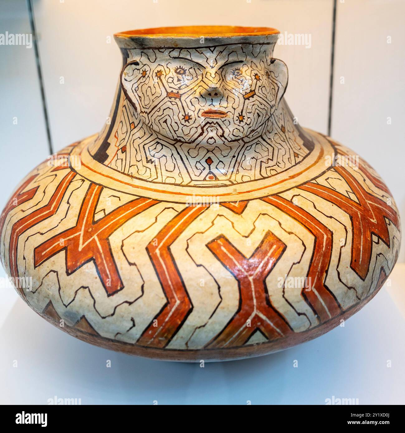 Shipibo hi-res stock photography and images - Alamy