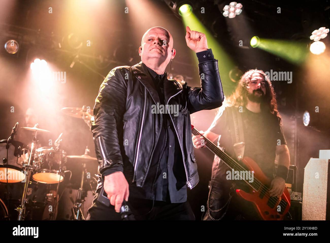 Agent steel band hi-res stock photography and images - Alamy