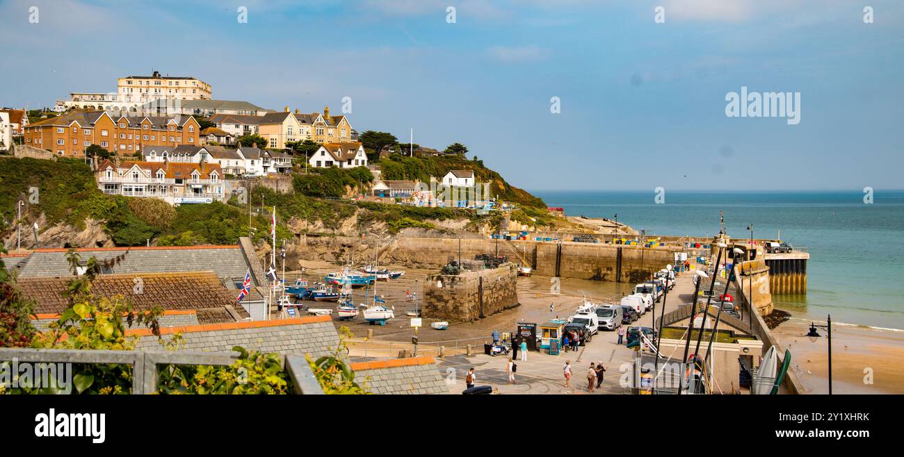 Beautiful panoramic newquay beach hi-res stock photography and images ...
