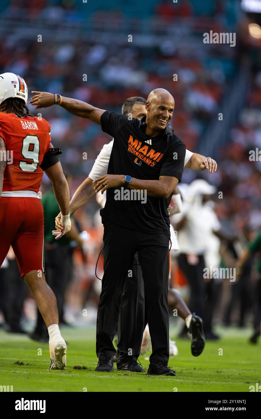 MIAMI GARDENS, FLORIDA - SEPTEMBER 07: Jason Taylor of the Miami ...