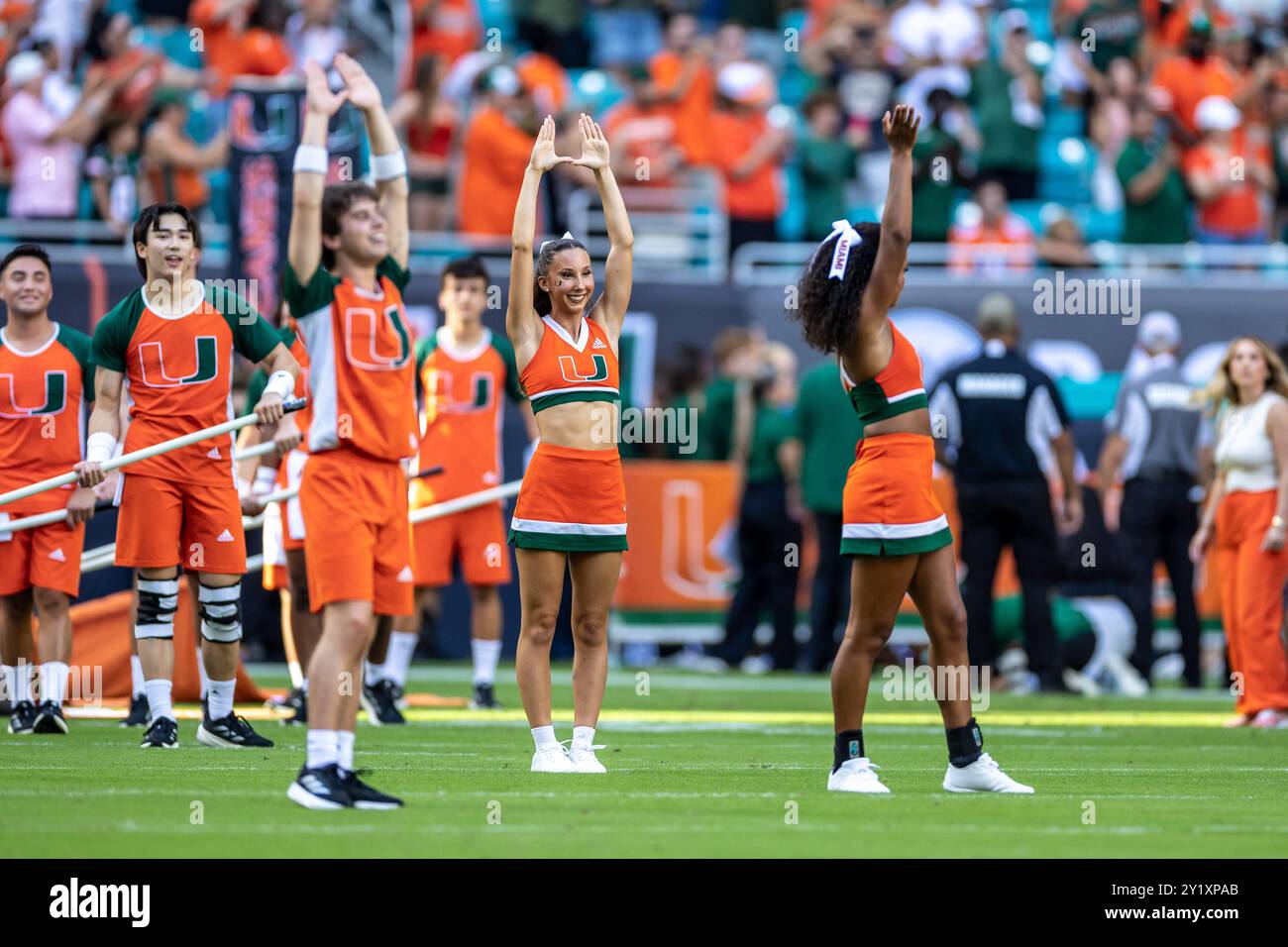 MIAMI GARDENS, FLORIDA - SEPTEMBER 07: Miami Hurricanes cheerleaders ...