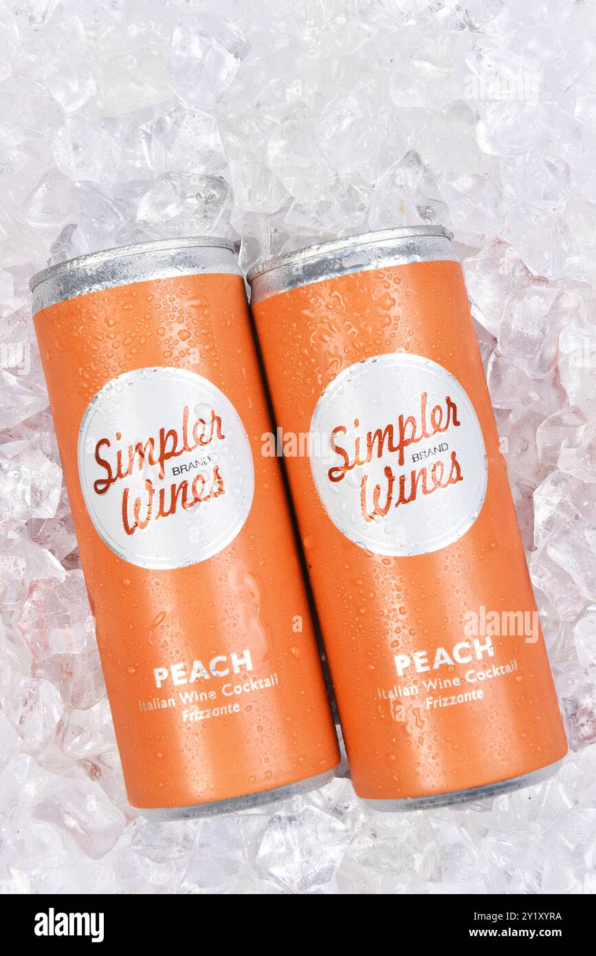 IRVINE, CALIFORNIA - 6 SEPT 2024: Cans of Simpler Wines Peach Cocktail ...