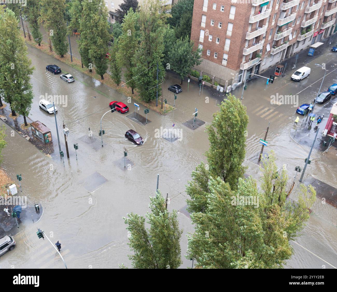 Flood city street helicopter hi-res stock photography and images - Alamy