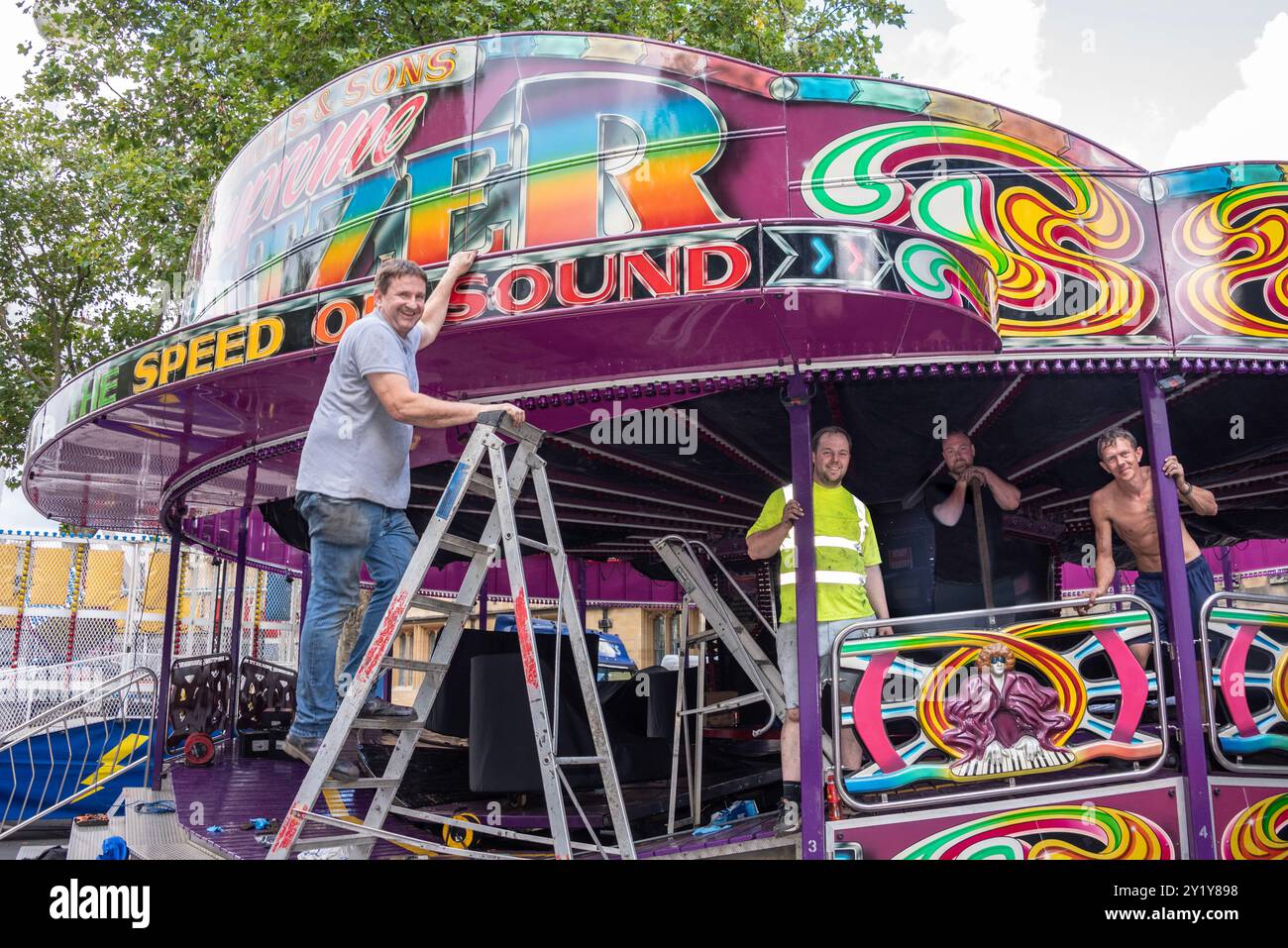 Oxford, UK, 8th September 2024. Setting up the P Nichols & Son Waltzer ...