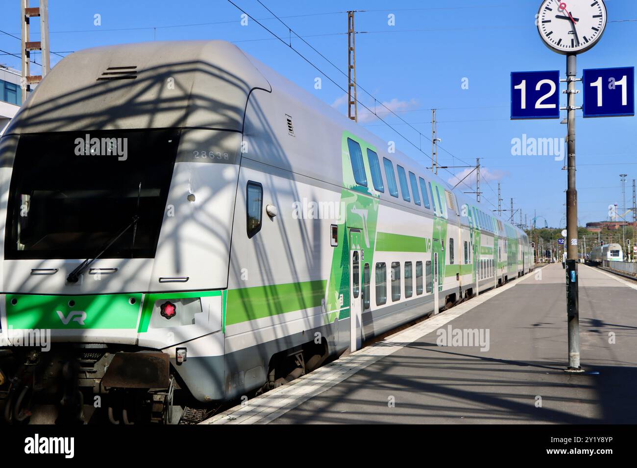 Long-distance train at Helsinki Main railway station, Helsinki, Finland ...