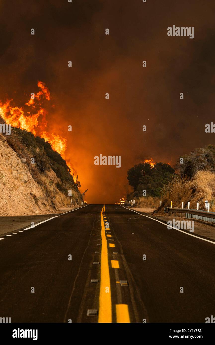 Highland, United States. 07th Sep, 2024. The Line Fire over takes the ...