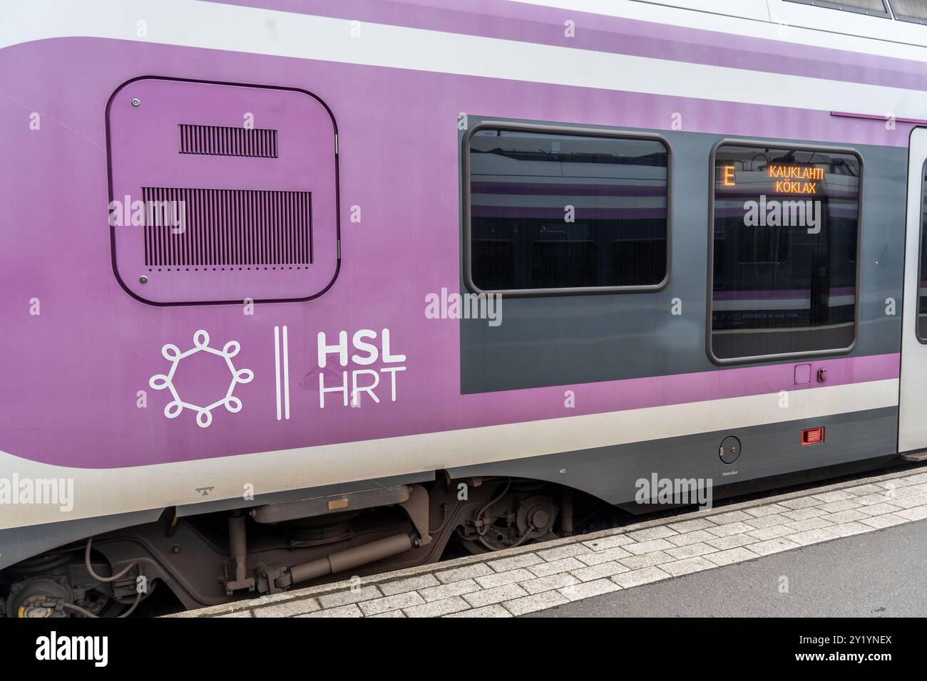 Passengers at conmuting and long distance train platforms at Helsinki ...