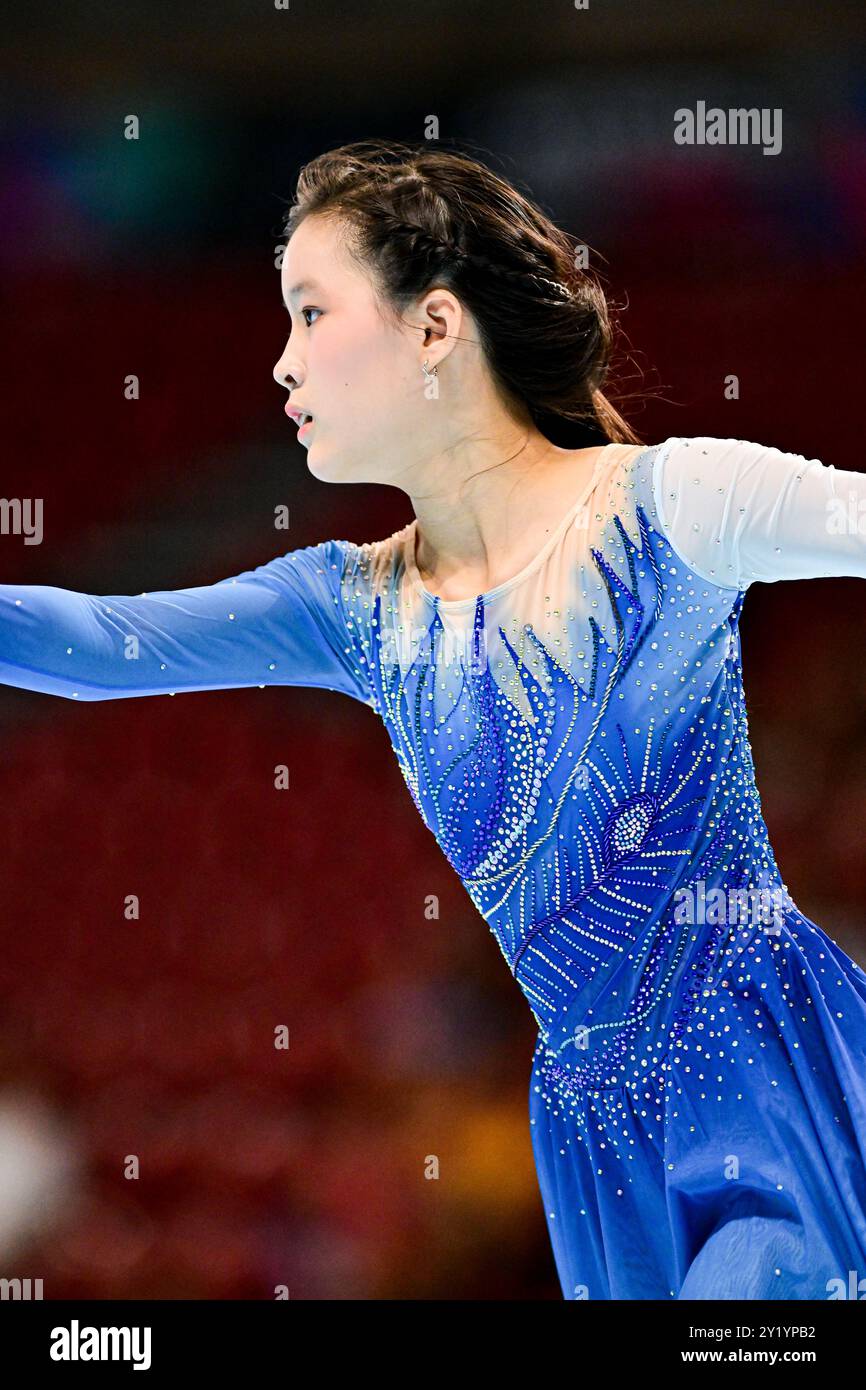 Min li huang hi-res stock photography and images - Alamy