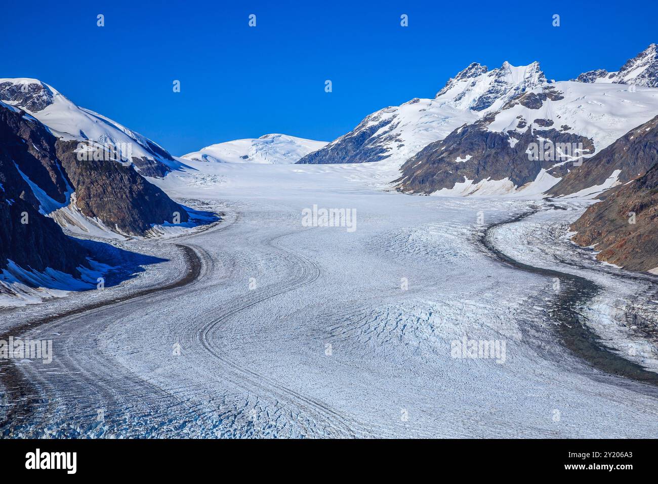 The Upper Salmon Glacier descends between Mount Lindeborg and Mount ...