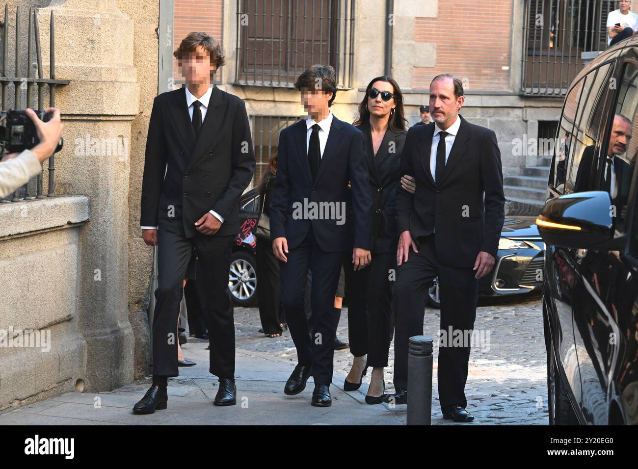 Beltrán Gómez-Acebo and his wife, Bárbara Cano, on their arrival at the ...