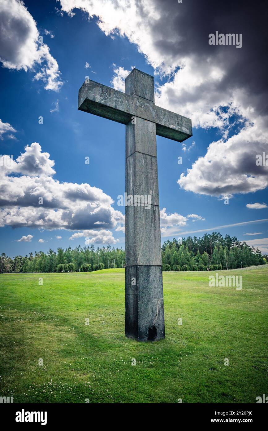 The Granite Cross at The Woodland Cemetery - Skogskyrkogården ...