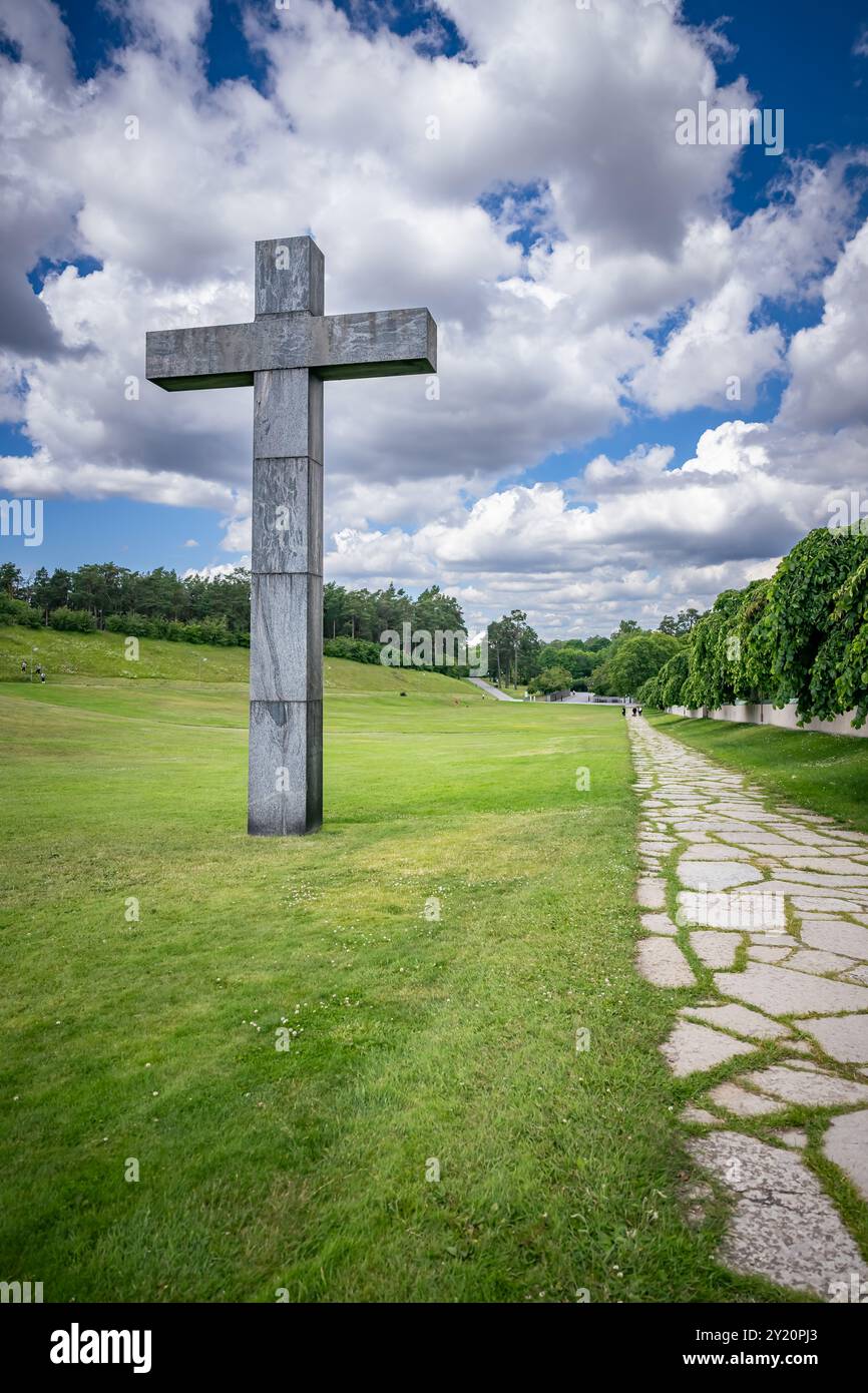 The Granite Cross at The Woodland Cemetery - Skogskyrkogården ...
