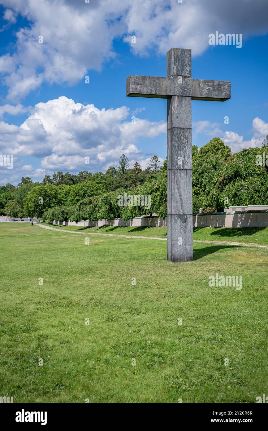 The Granite Cross at The Woodland Cemetery - Skogskyrkogården ...