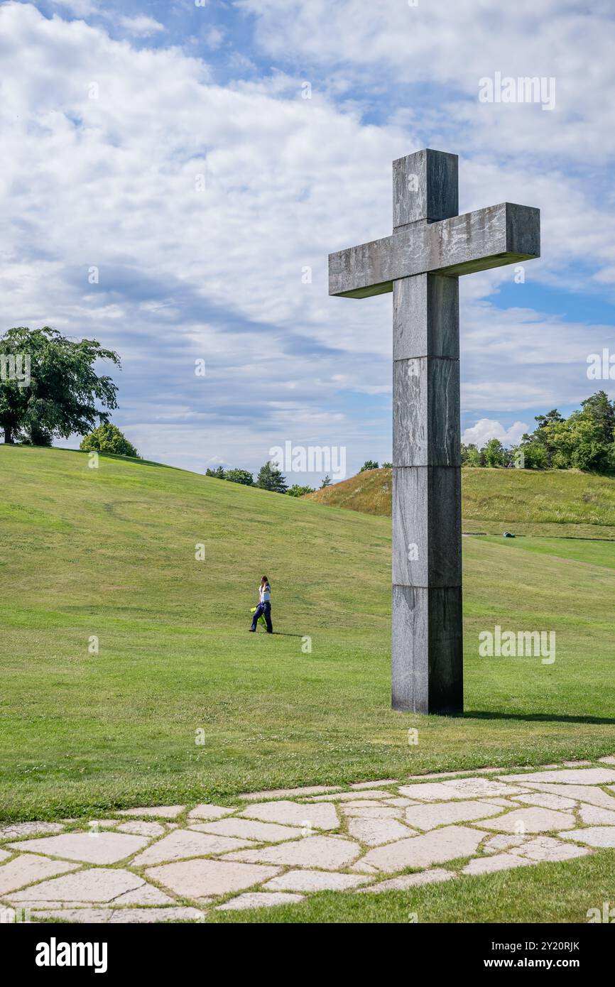The Granite Cross at The Woodland Cemetery - Skogskyrkogården ...