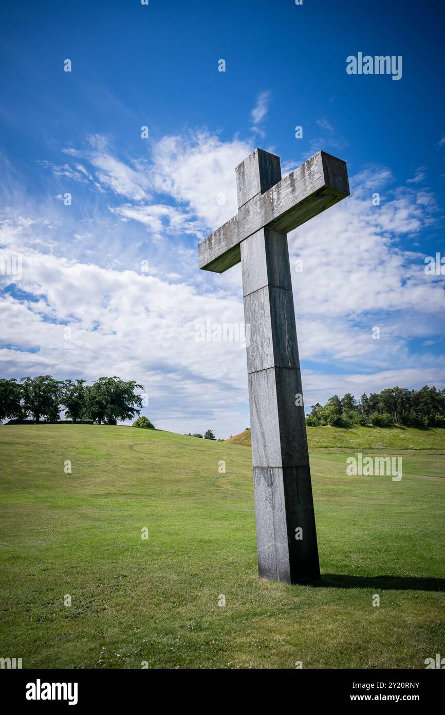 The Granite Cross at The Woodland Cemetery - Skogskyrkogården ...
