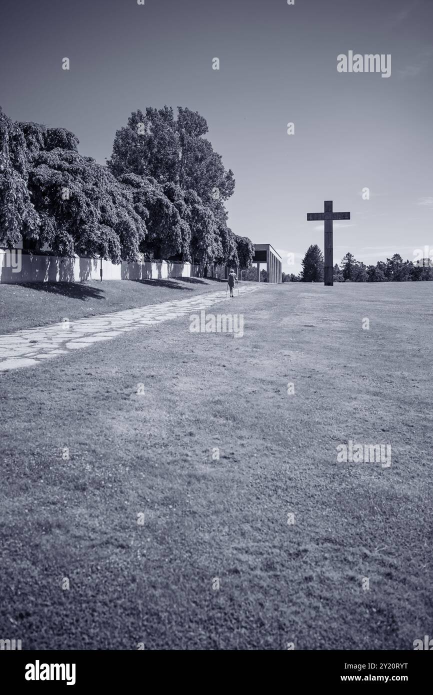 The Granite Cross at The Woodland Cemetery - Skogskyrkogården ...