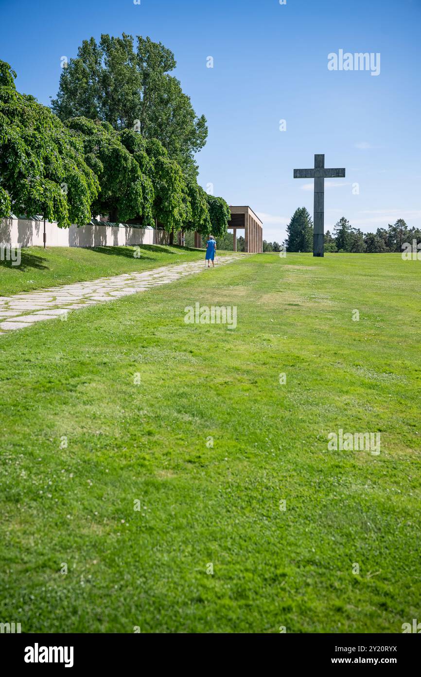 The Granite Cross at The Woodland Cemetery - Skogskyrkogården ...