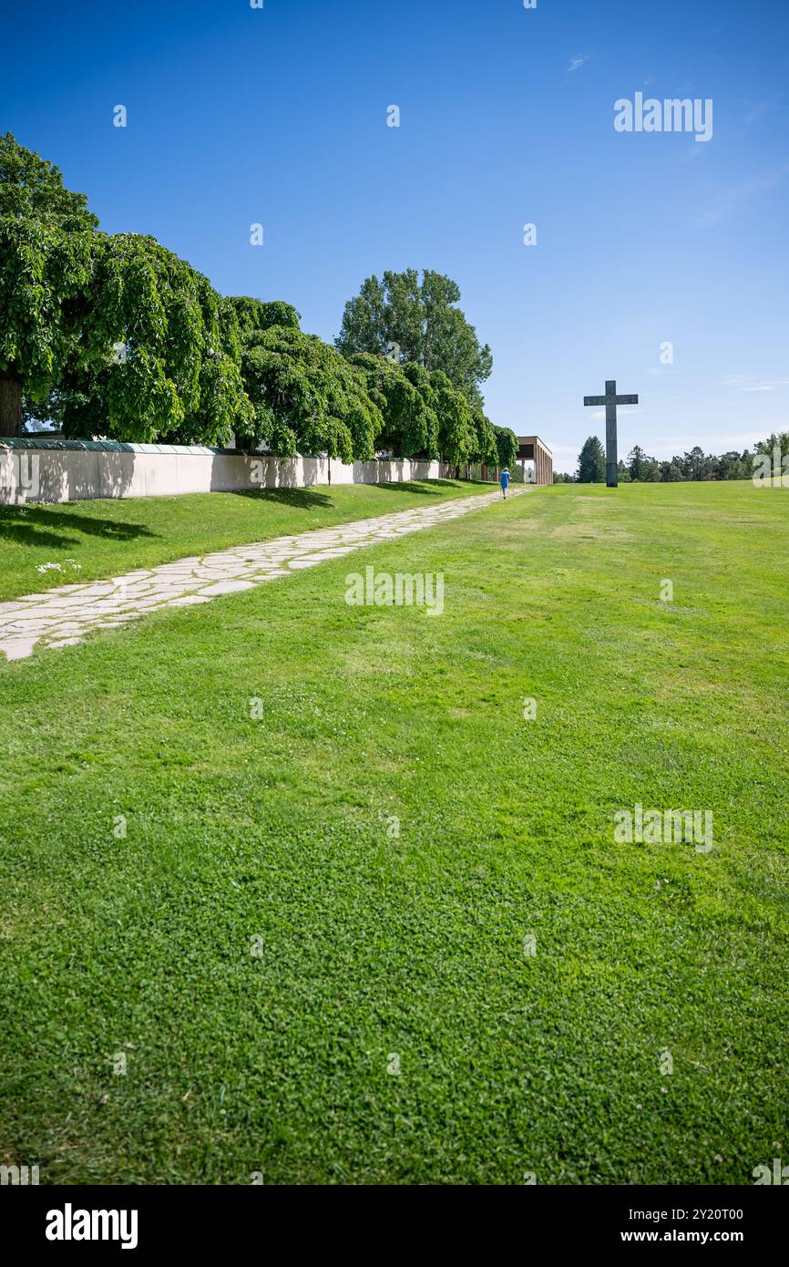 The Granite Cross at The Woodland Cemetery - Skogskyrkogården ...