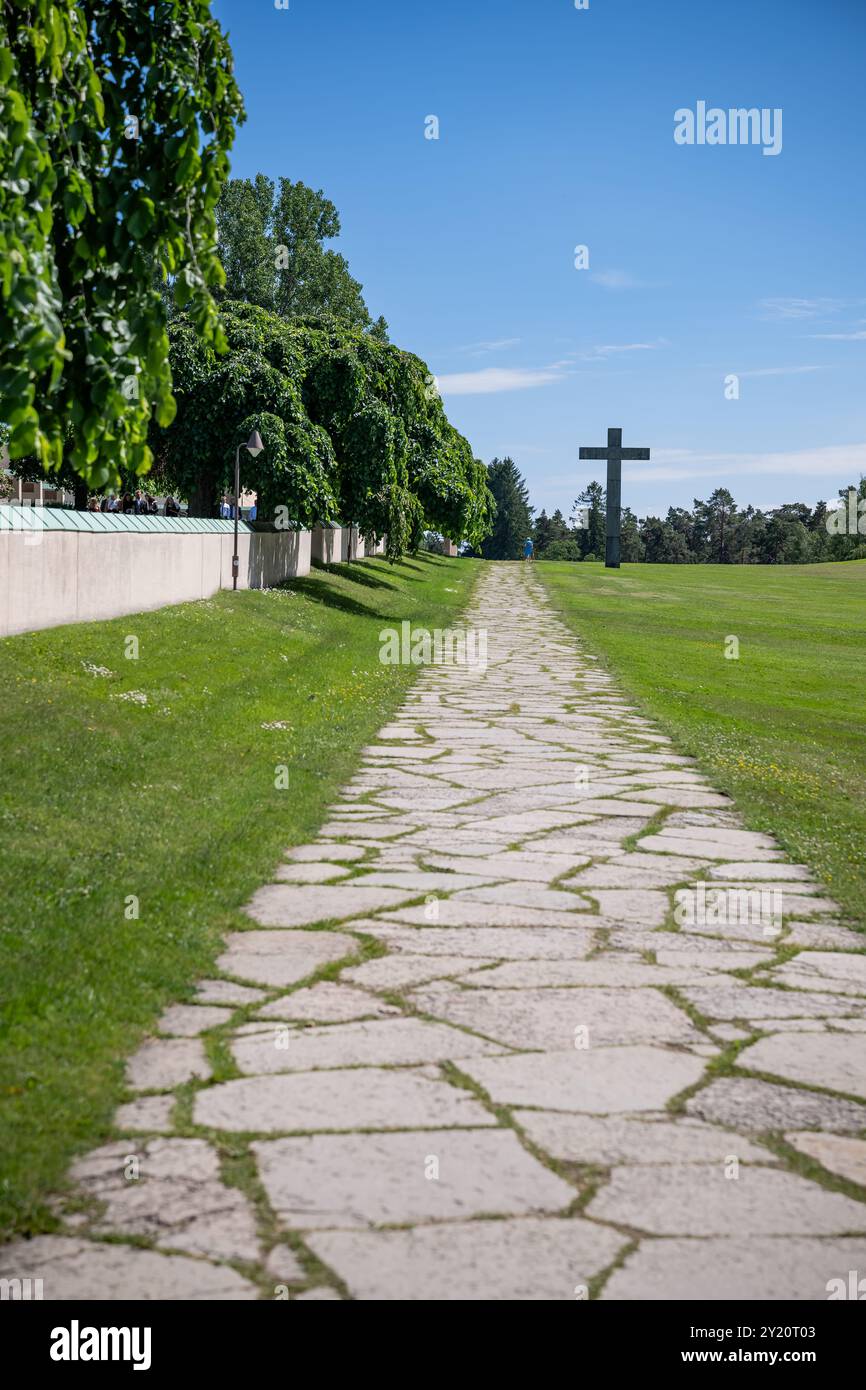 The Granite Cross at The Woodland Cemetery - Skogskyrkogården ...