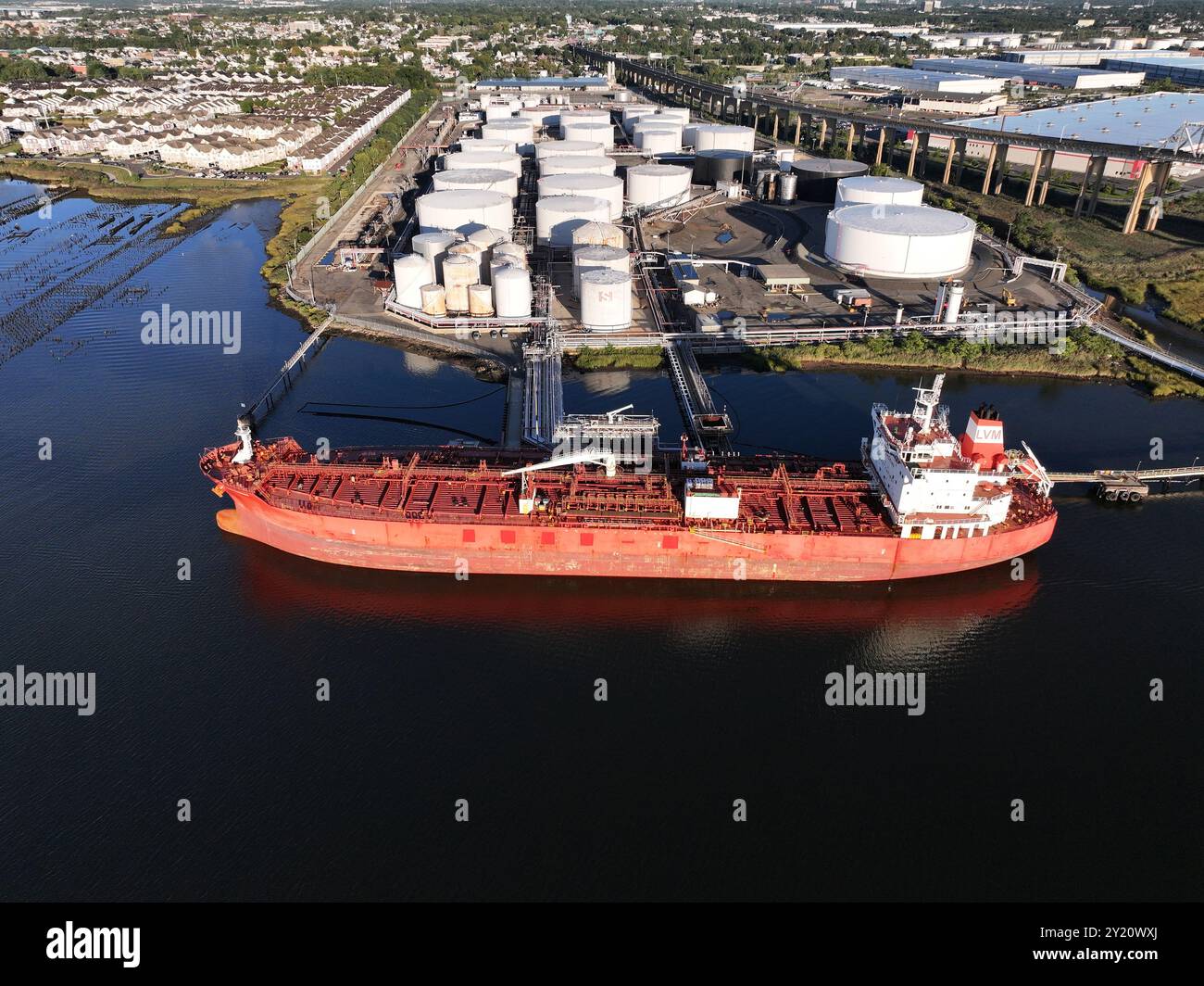 Oil tanker aerial view hi-res stock photography and images - Alamy