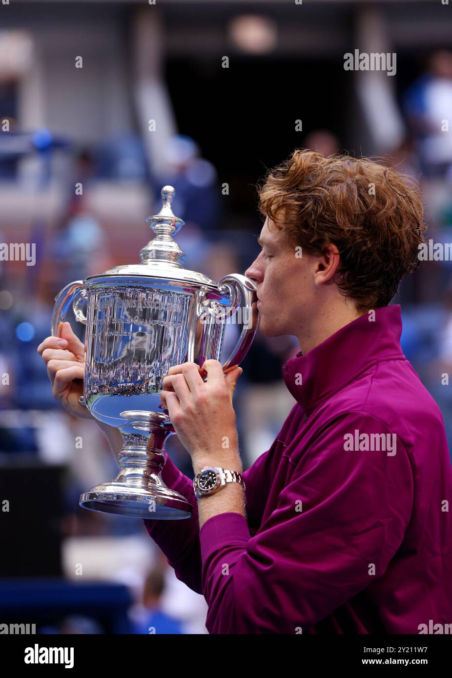 Jannik sinner us open trophy hi-res stock photography and images - Alamy