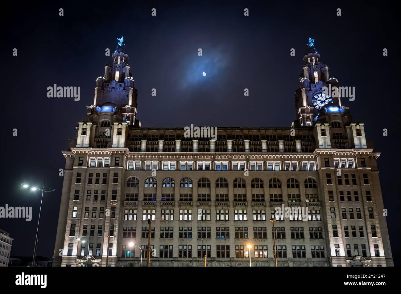 The Liver Building, Liverpool Stock Photo - Alamy