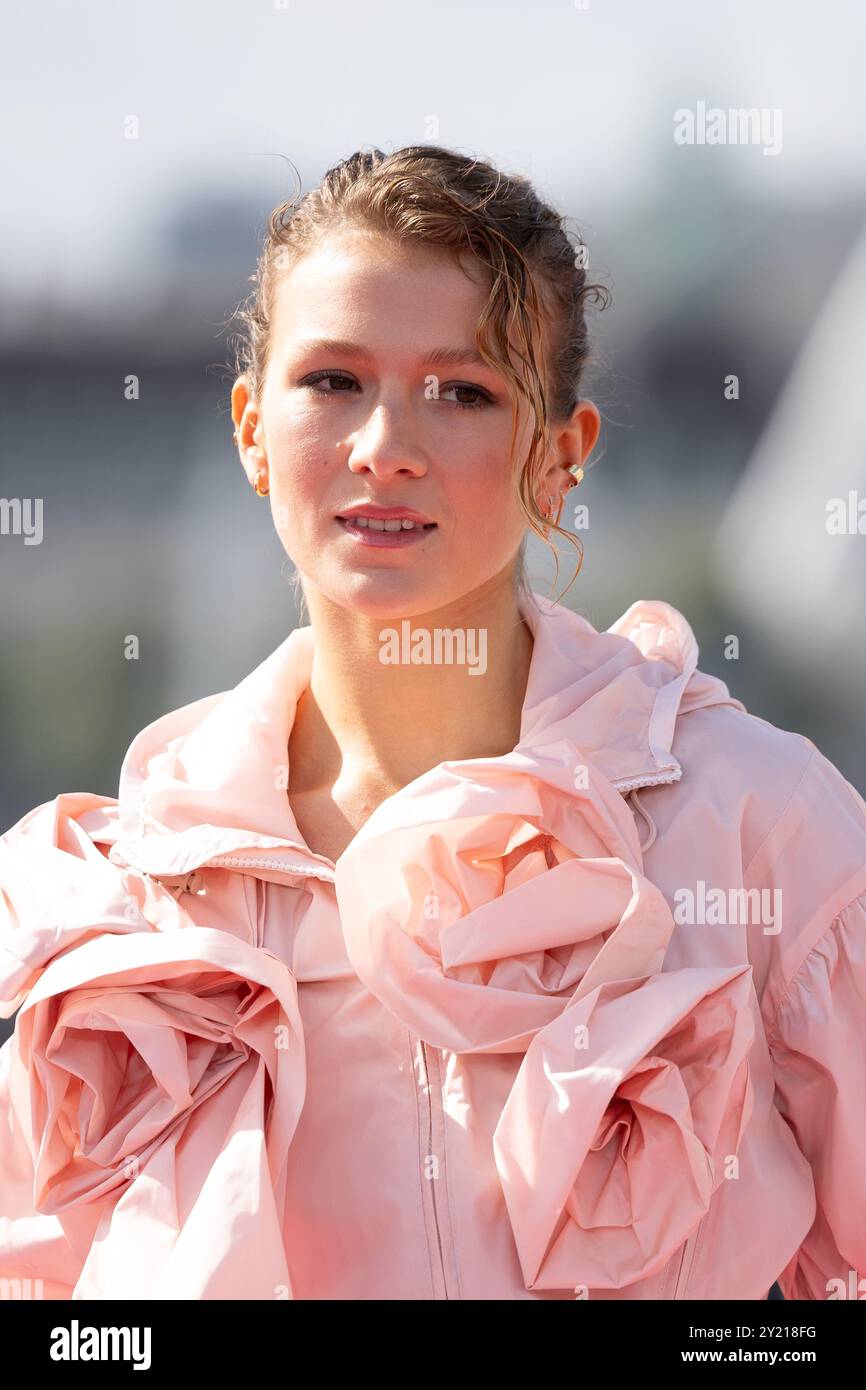 Celebs attend It Ends With Us film photocall Featuring: Isabela Ferrer ...