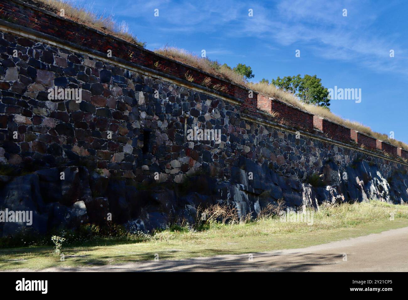 Suomenlinna / Sveaborg Sea Fortress Unesco World Heritage site on ...