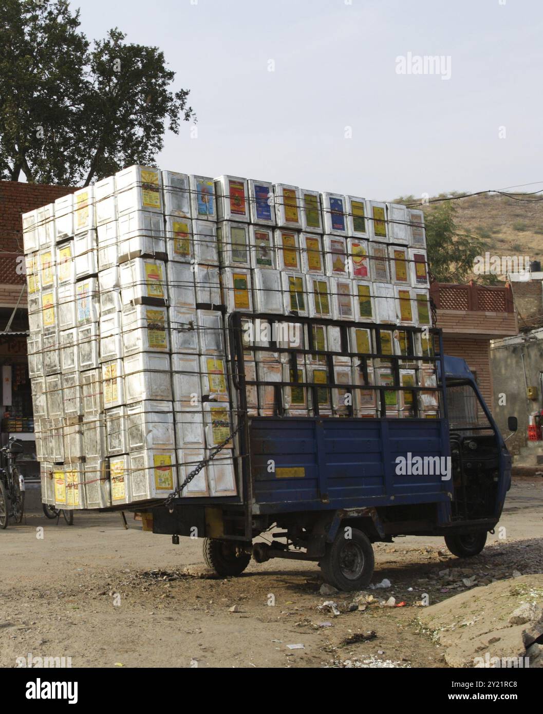 Overloaded truck in India Stock Photo - Alamy