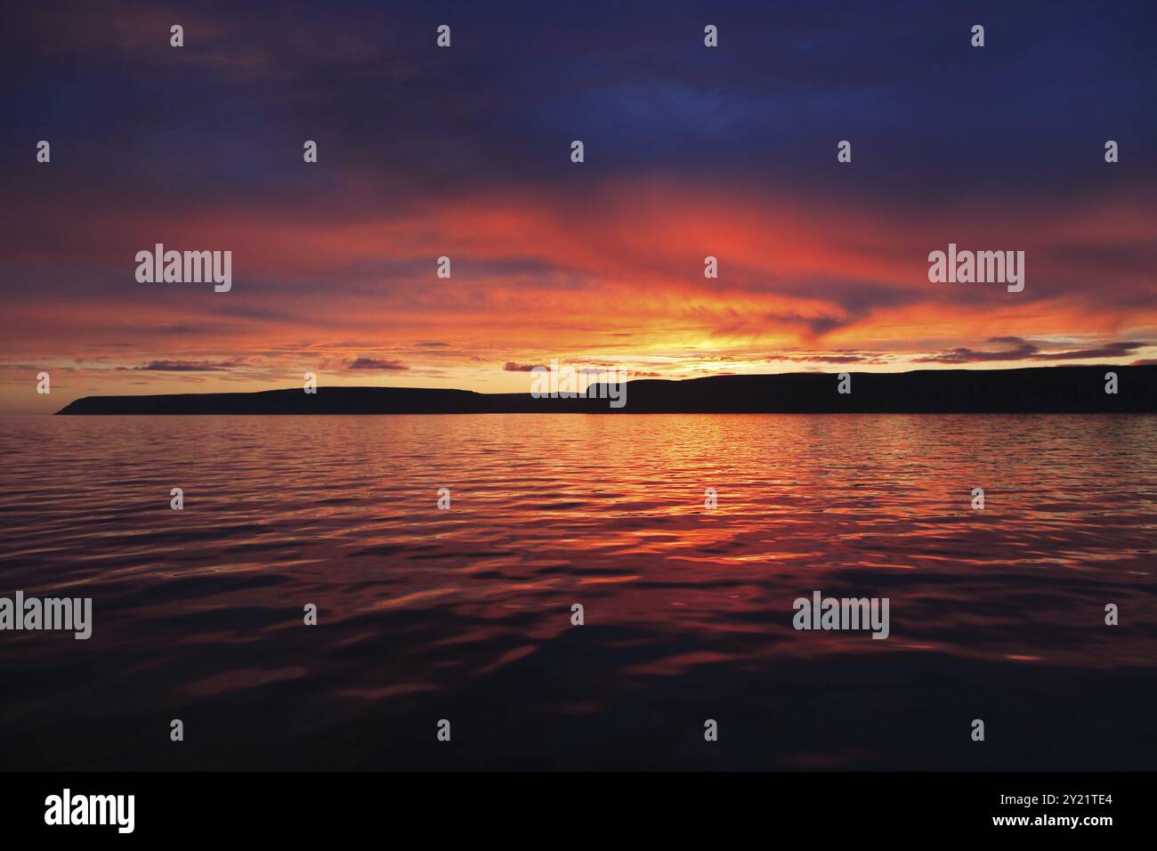 Canada high arctic hi-res stock photography and images - Alamy