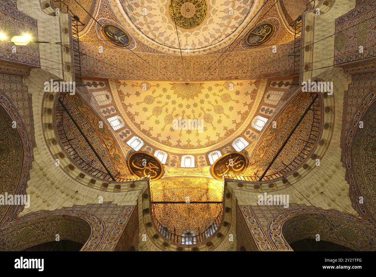 New valide sultan mosque hi-res stock photography and images - Alamy