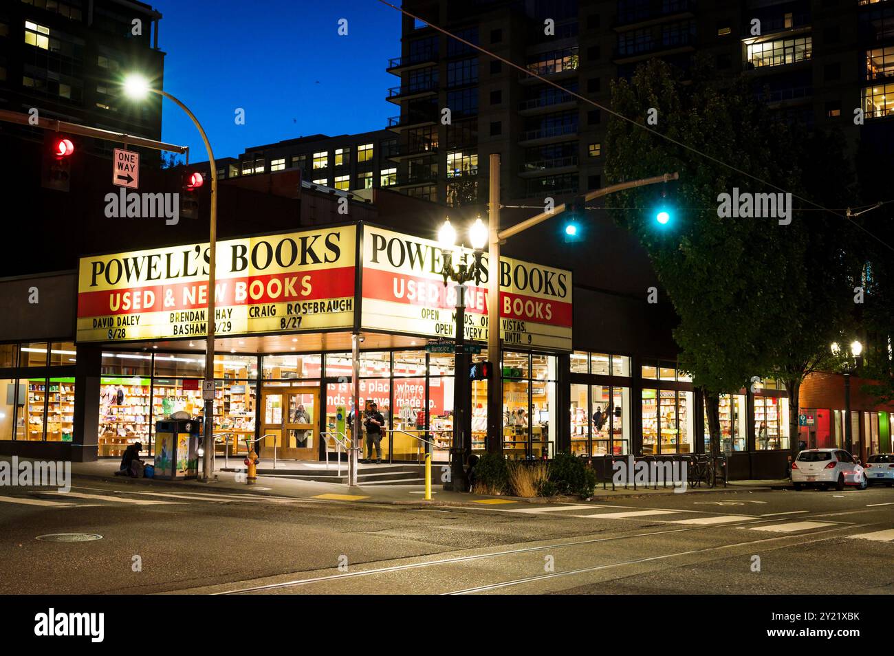 Powells books hi-res stock photography and images - Alamy