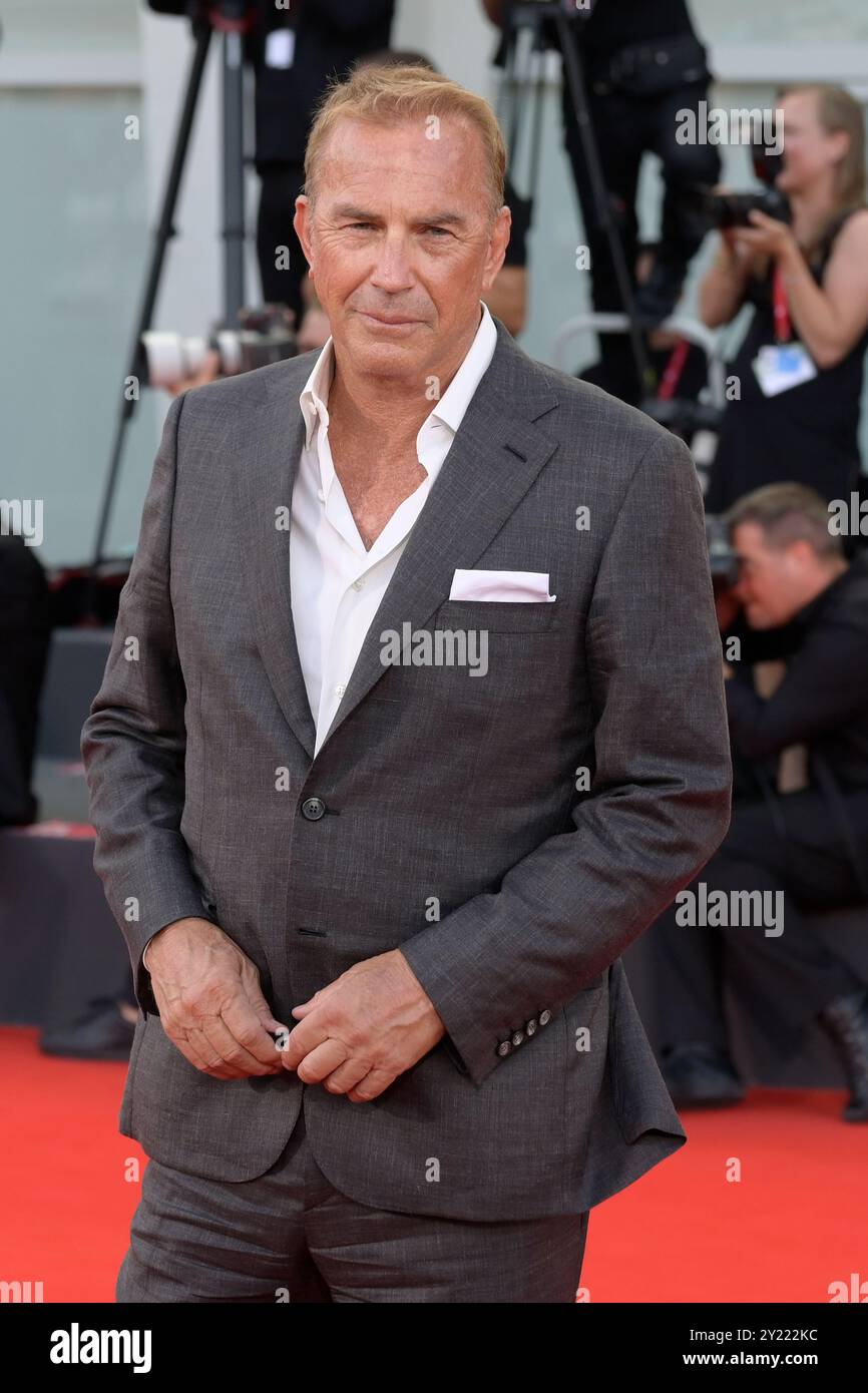 Venice Lido, Italy. 07th Sep, 2024. Kevin Costner attends the red ...