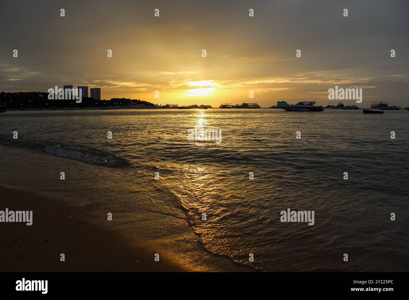 Beaches in Asia, Thailand, Pattaya, the sea at the time of sunset on ...