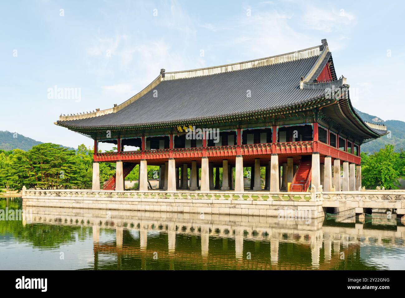 Gyeonghoeru Pavilion at Gyeongbokgung Palace, Seoul, South Korea Stock ...