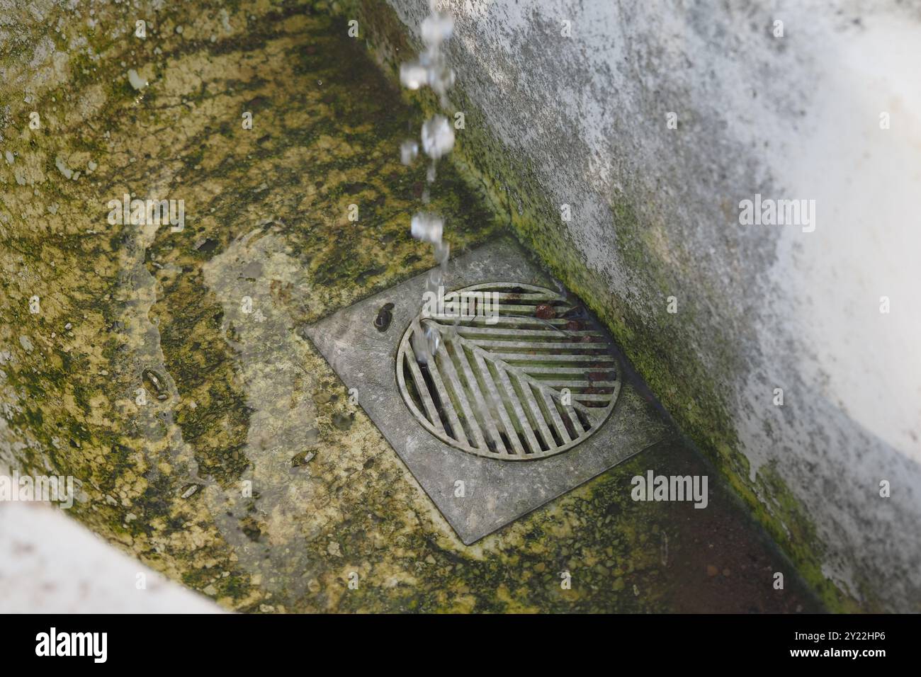 A Comprehensive Drainage System with Water Flowing Feature in an Urban ...