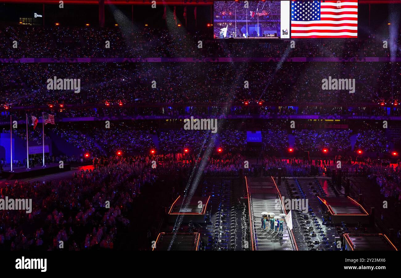 Paris, France. 8th Sep, 2024. The Paralympic flag is handed over to the ...