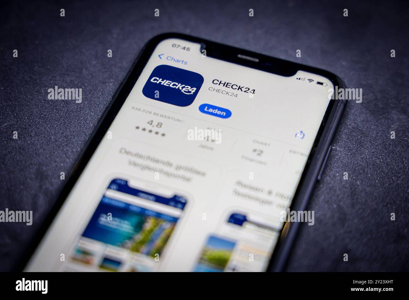 Check24 app hi-res stock photography and images - Alamy