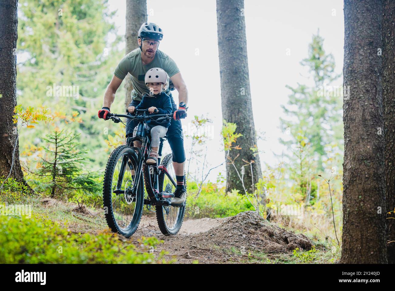 Front mounted child shotgun seat used for mountain bike. MTB front seat ...