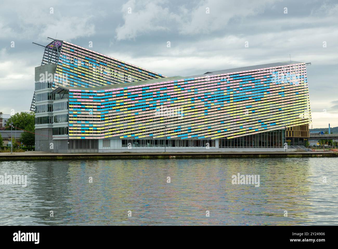 The headquarters of Métropole Rouen Normandie A carbon zero public ...