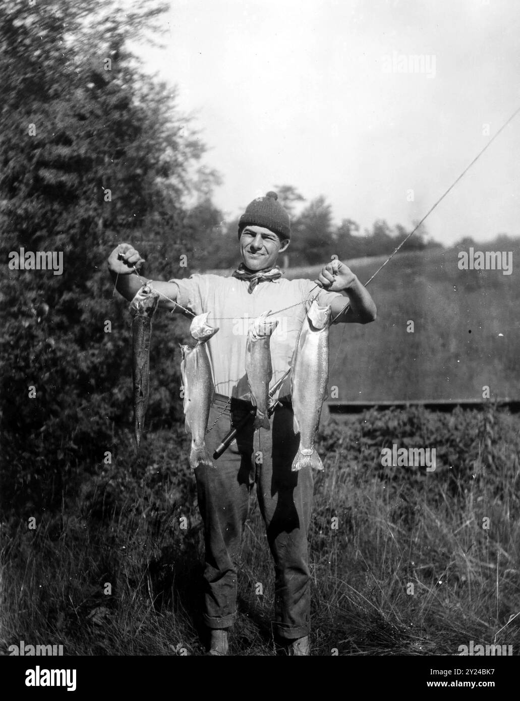 Young ernest hemingway Black and White Stock Photos & Images - Alamy