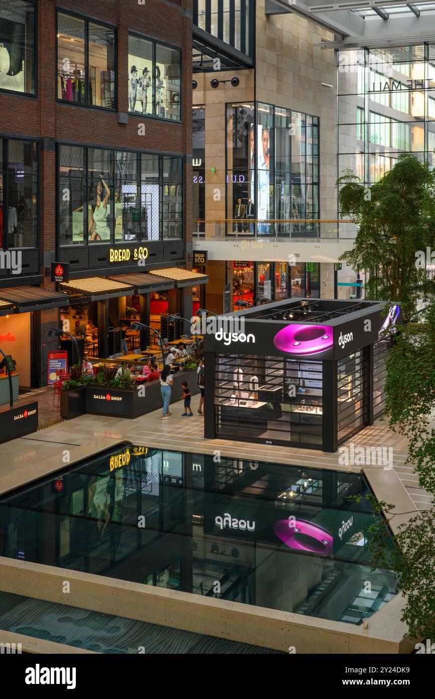 The Dyson Store Netherlands, inside the Hoog Catharijne shopping mall ...