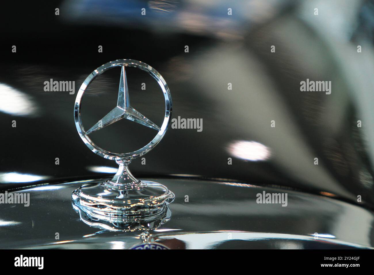 Mercedes Benz auto show exhibition in Vancouver (Show & Shine 2024 ...