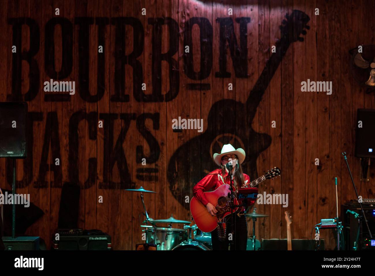 Female country singer america hi-res stock photography and images - Alamy