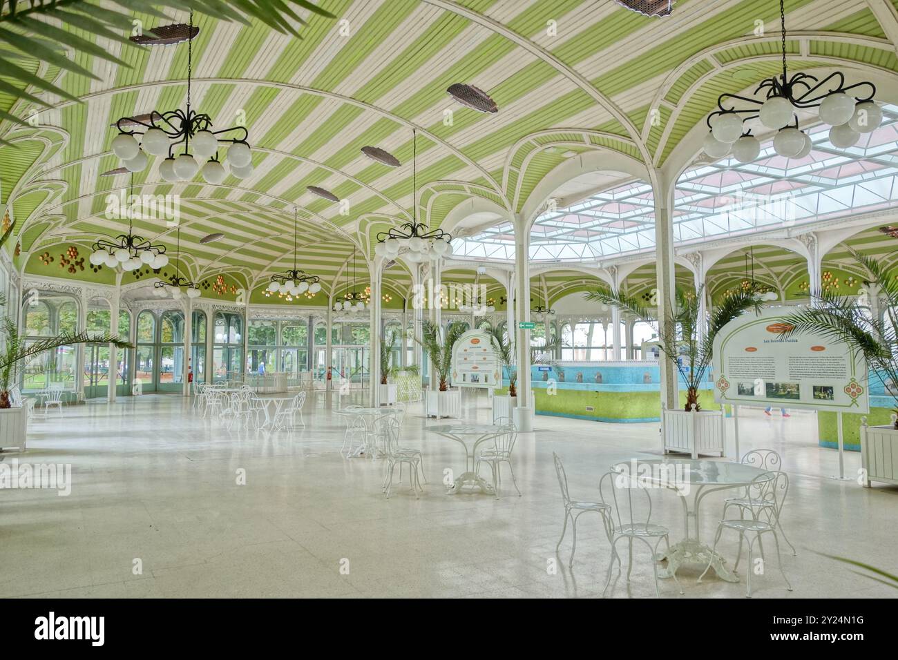 Sources hall hi-res stock photography and images - Alamy