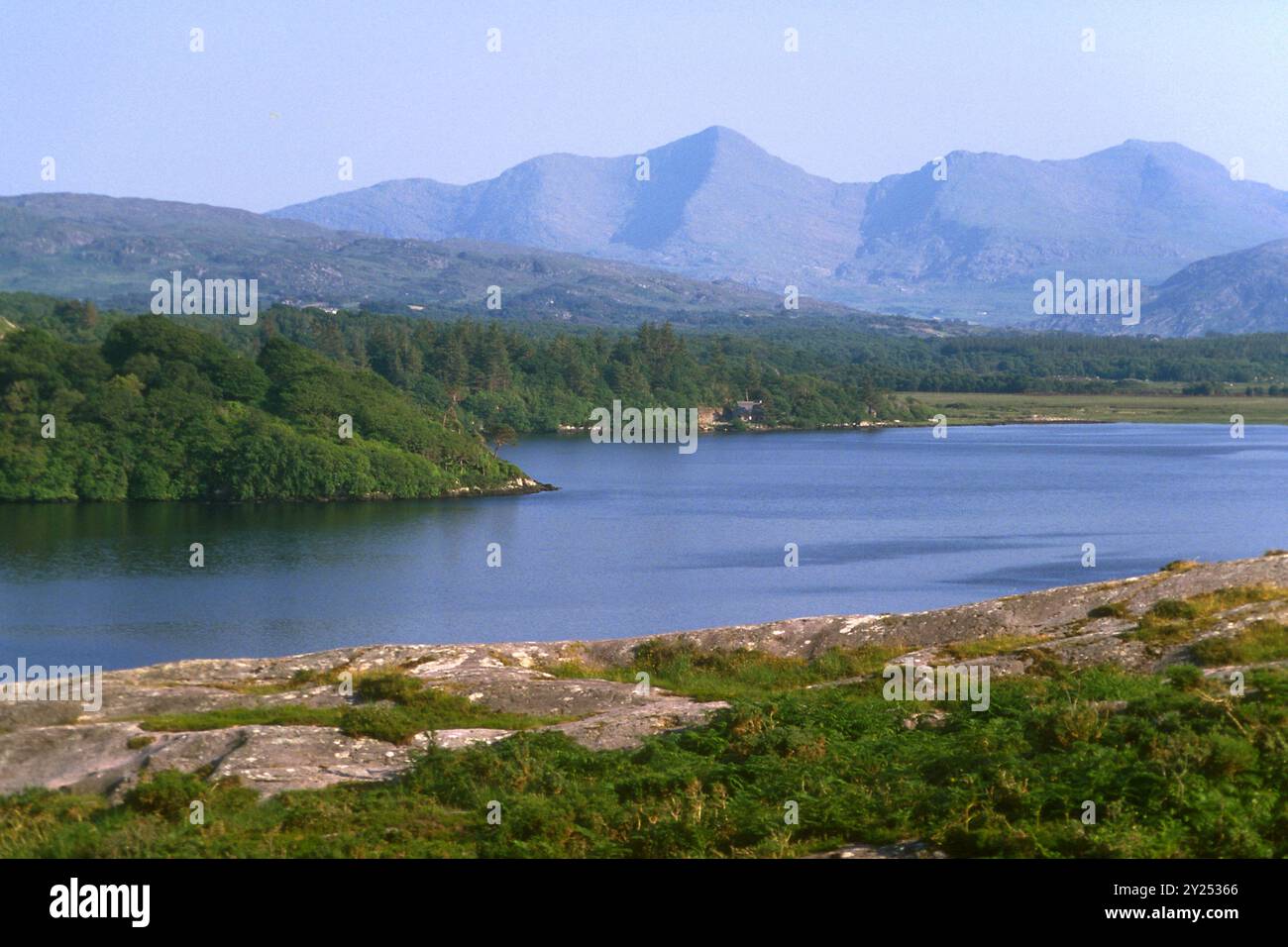 Caragh Lake with MacGillicuddy's Reeks mountains in the background ...