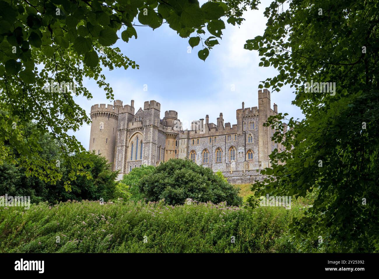 Arundel Castle during summer, Arundel, West Sussex, England, Uk Stock ...