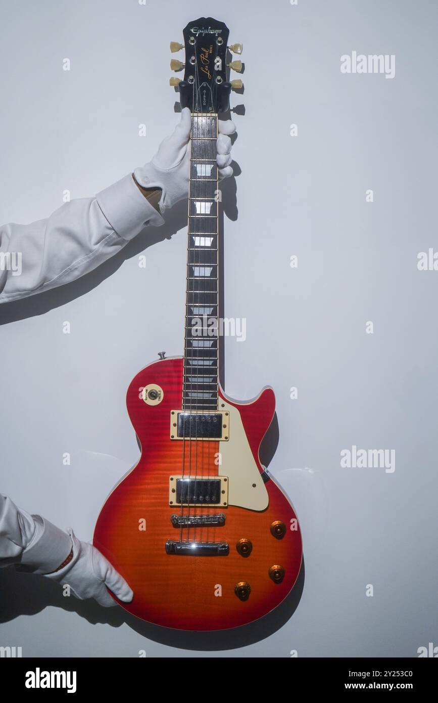 London, UK. 9 September 2024. Noel Gallagher / Oasis An Epiphone Les Paul Standard Electric ...